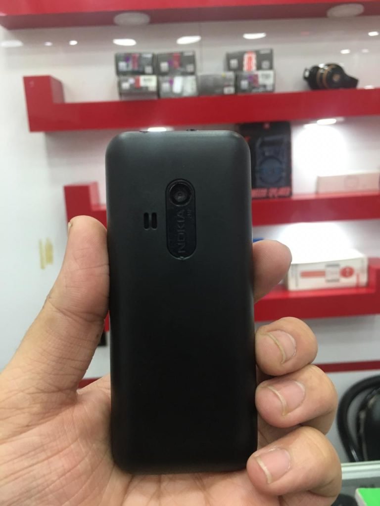 Nokia 220 | Keypad Phone | MP3/MP4 Music Player | Mobile Phone | Buy