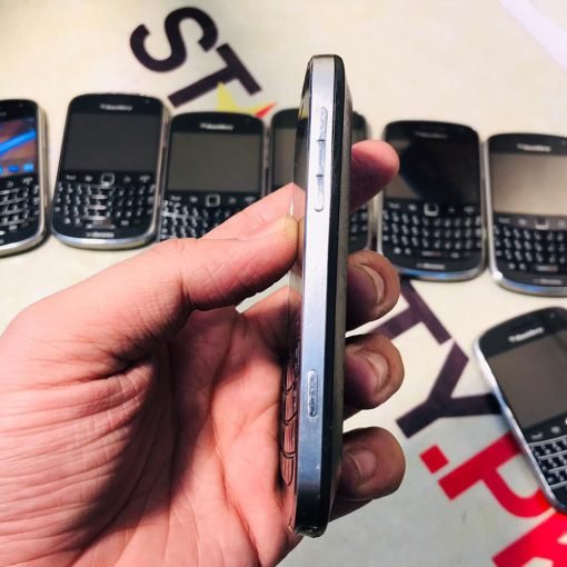 Blackberry Bold 4 Price in Pakistan | Touch and Type | 1GB/8GB | Online