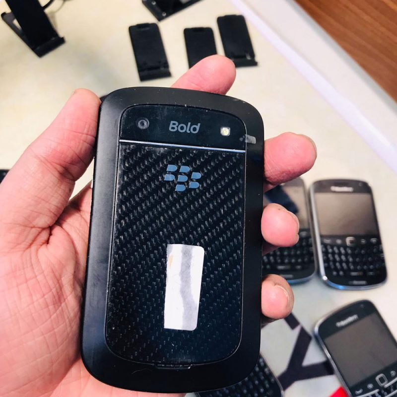 Blackberry Bold 4 Price in Pakistan | Touch and Type | 1GB/8GB | Online