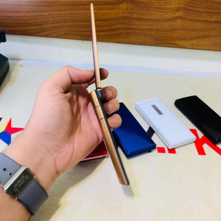 Kyocera Digno 501KC | Single Sim | Keypad Mobile | 1GB Ram | 4GB Storage | Android 5.0 ...