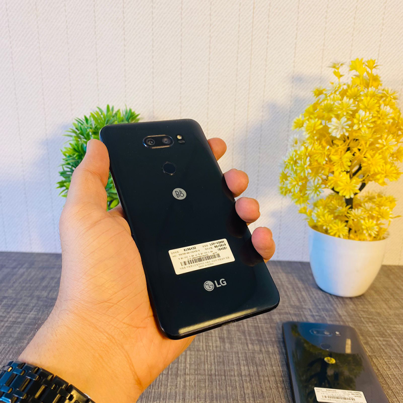 LG | V30 ThinQ | 64GB Storage | 4GB RAM | Snapdragon 835 | 3300 mAh Battery | 16MP Camera | PTA ...